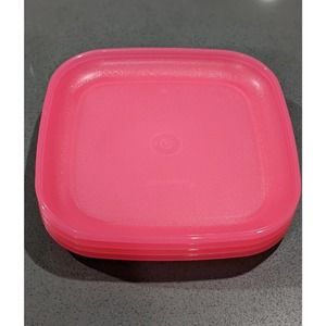 Tupperware | Dining | Tupperware Vintage 4 Luncheon Picnic Square ...